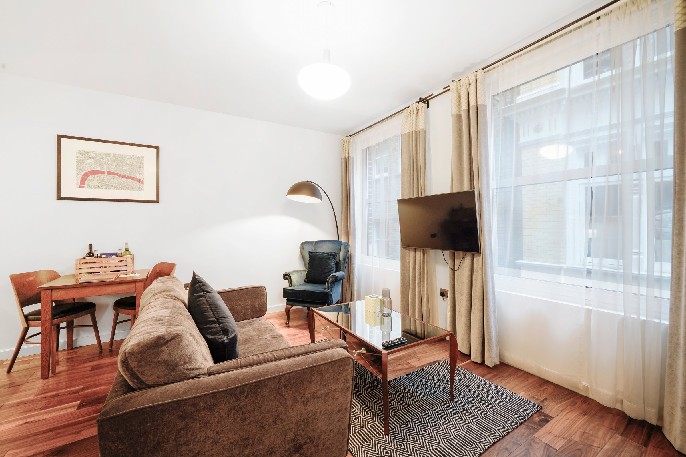 Lovat House - City Apartments