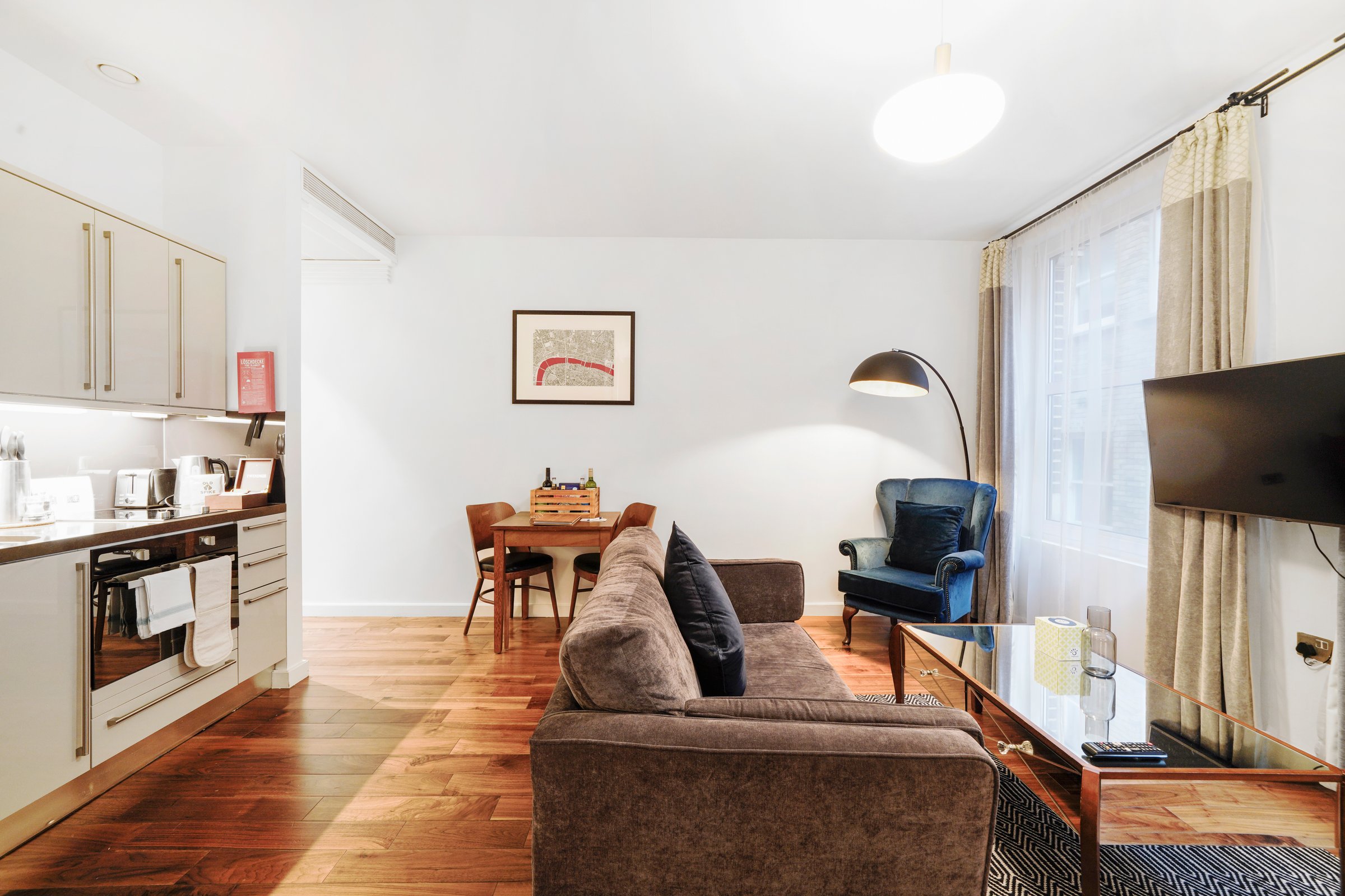 Lovat House - City Apartments