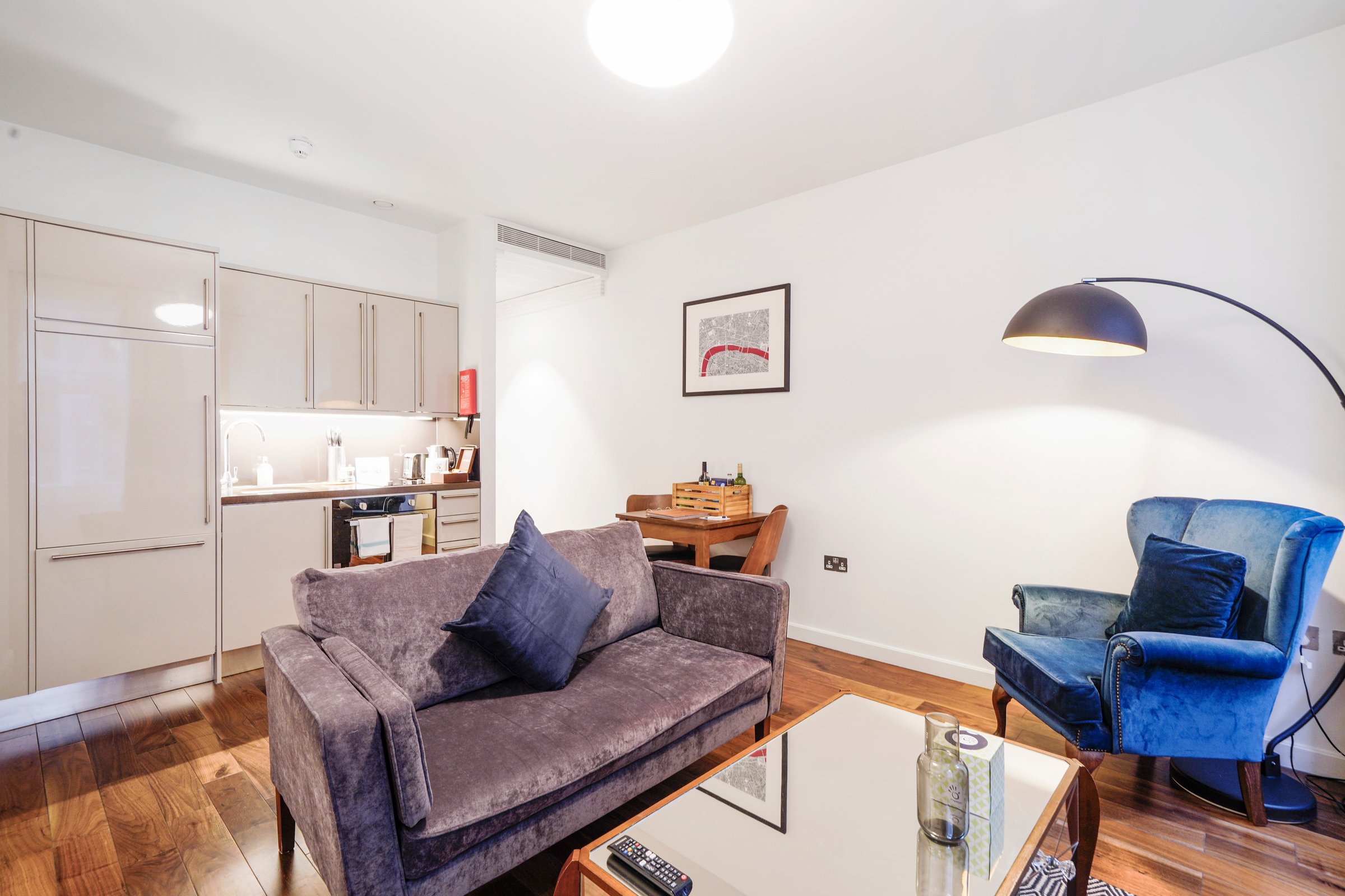 Lovat House - City Apartments