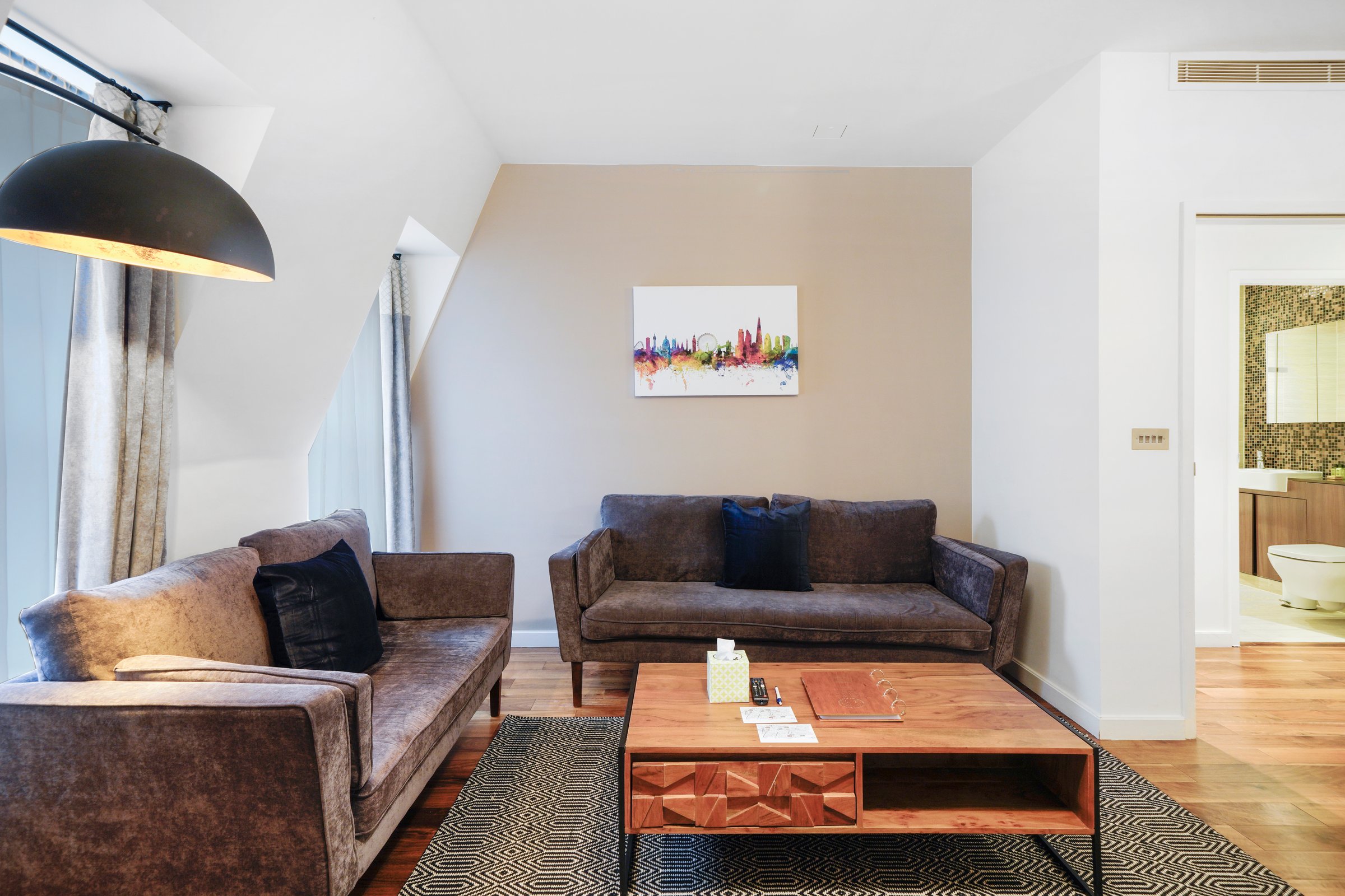 Lovat House - City Apartments