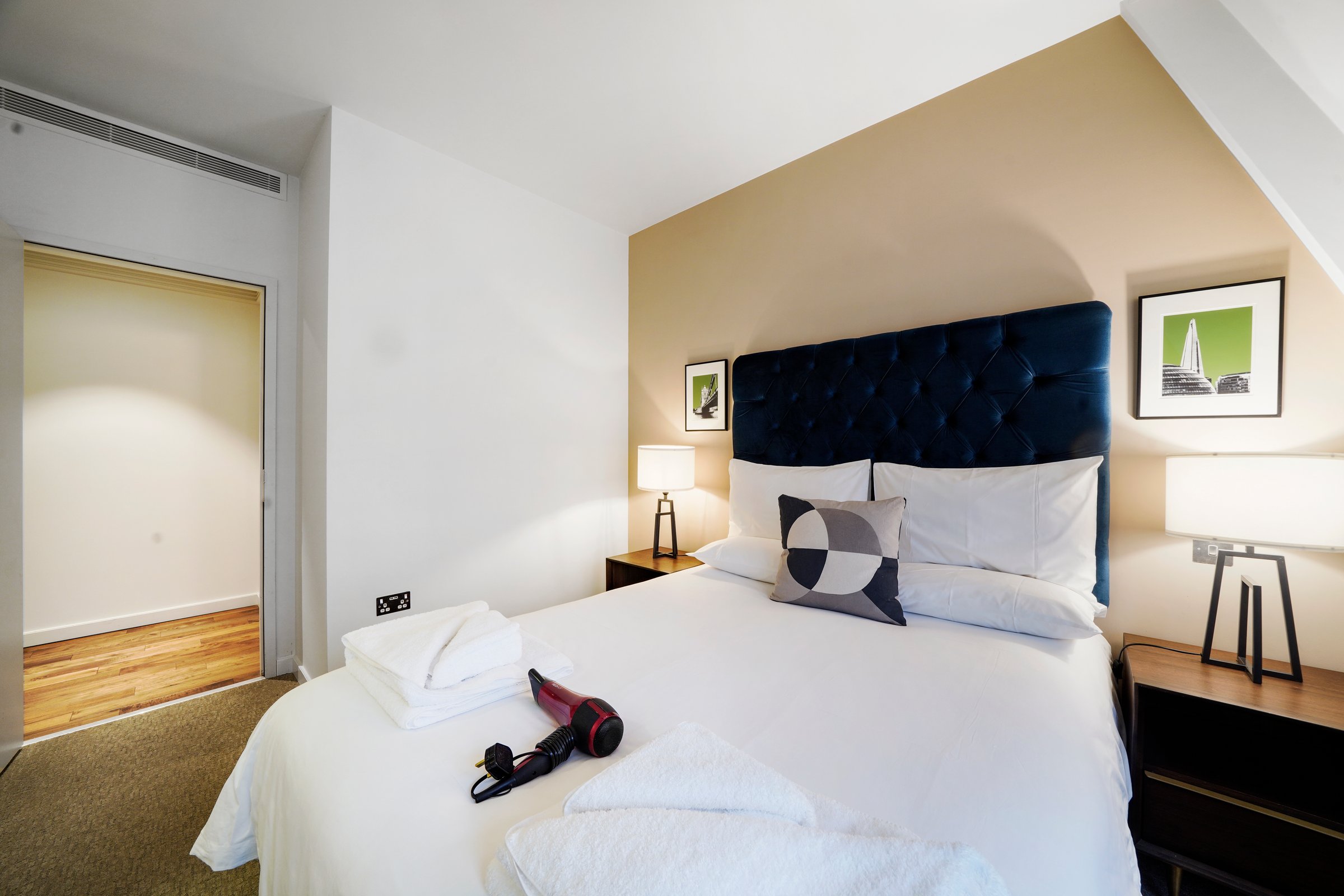 Lovat House - City Apartments