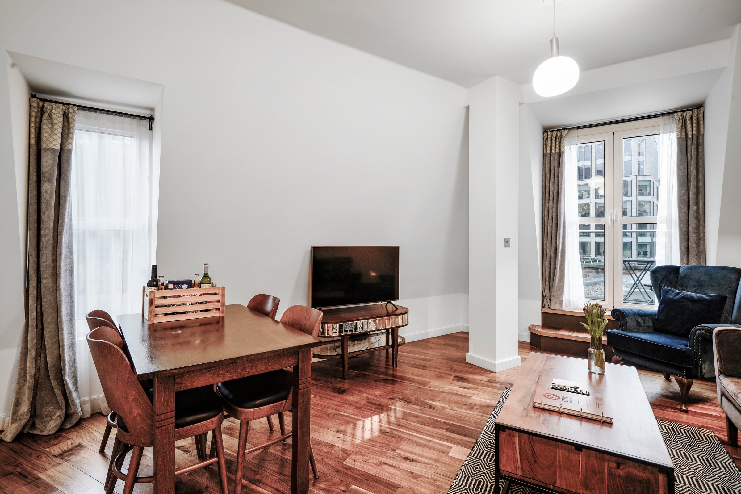 Lovat House - City Apartments